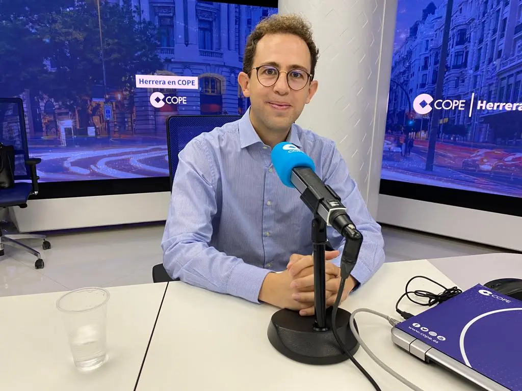 El niño que habla de dios y del universo: la historia de carlos blanco - Observando el Universo